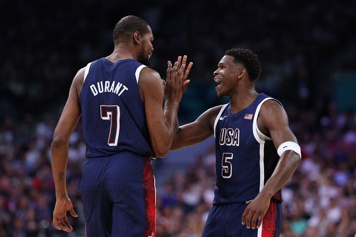Anthony Edwards compite por primera vez en baloncesto olímpico masculino